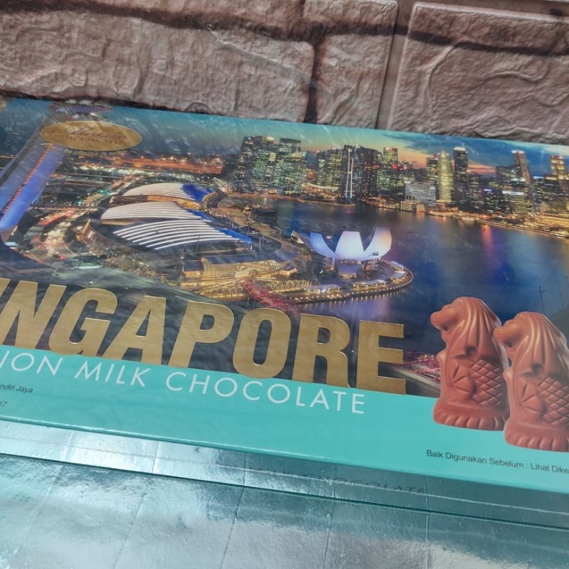 Alessio merlion Chocolate 125g box Chocolate merlion Shape singapore ...