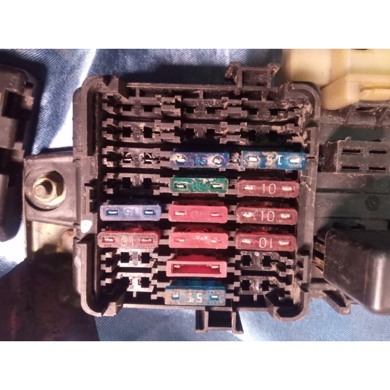 Proton Wira Fuse Box withdrawal under the Dashboard | Shopee Philippines
