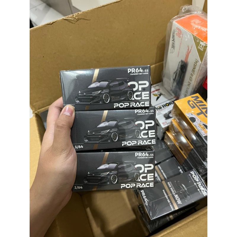 Pop Race 1/64 PR64055 Pandem GR Yaris Dark Chrome Global Version Gold ...