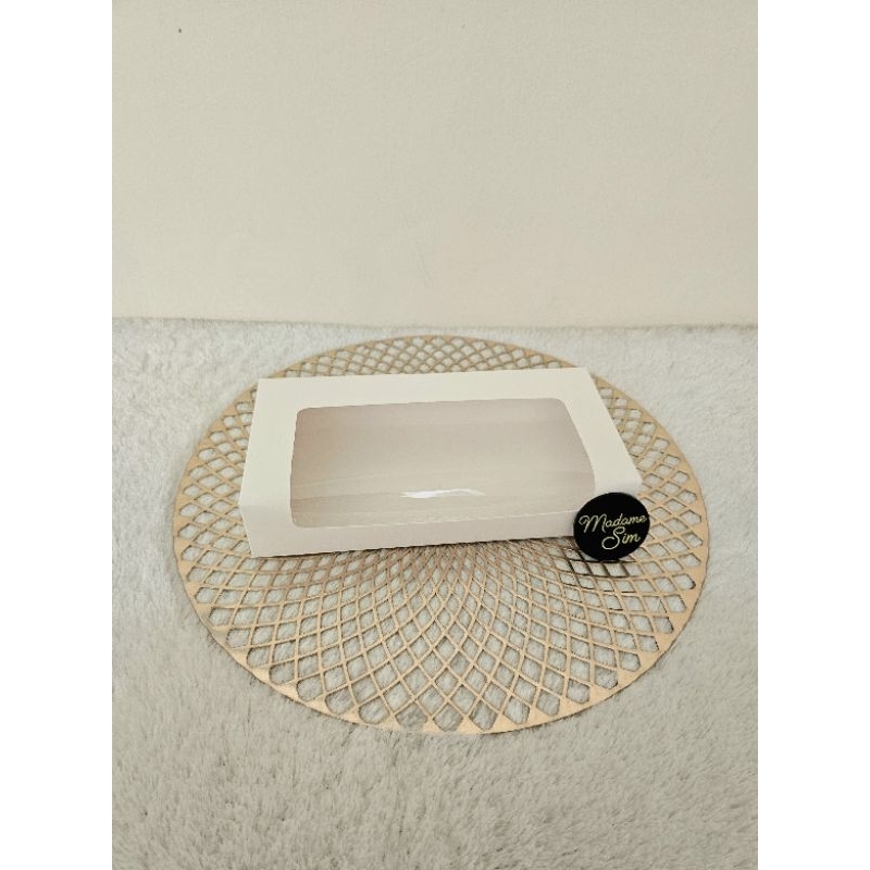 Ivory BOX - DUS Buttonscarves - BRONIS PASTRY Bread BOX 25x12x5 ...