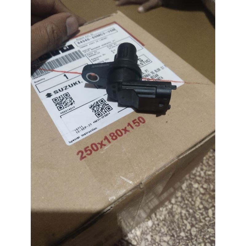 Cmp camshaft sensor suzuki new carry original sgp | Shopee Philippines