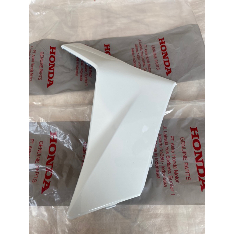 PUTIH Cover R floor side lower side deck front lower wing lower fin ...