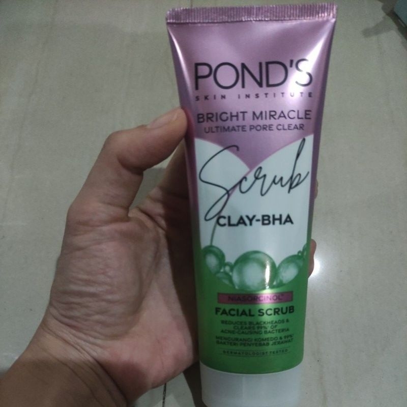 Ponds clear solution facial scrub 100 grams (new packaging) | Shopee ...