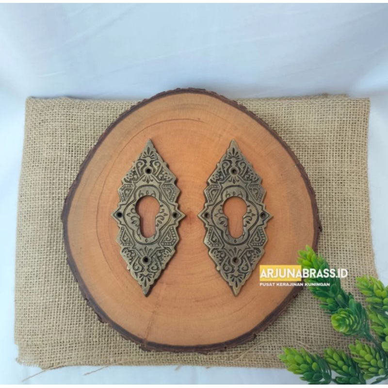 Brass Door Key Cover Keyhole with Carved Gunungan Motif | Shopee ...