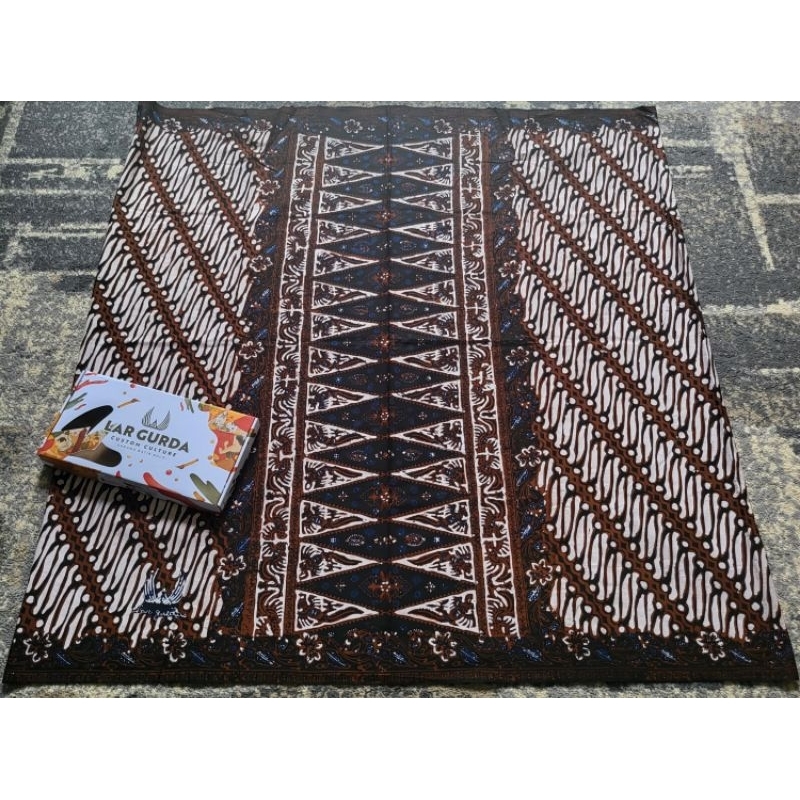 Lar Gurda TRADITIONAL Batik SARONG | LAR GURDA BATIK SARONG | KANG ...