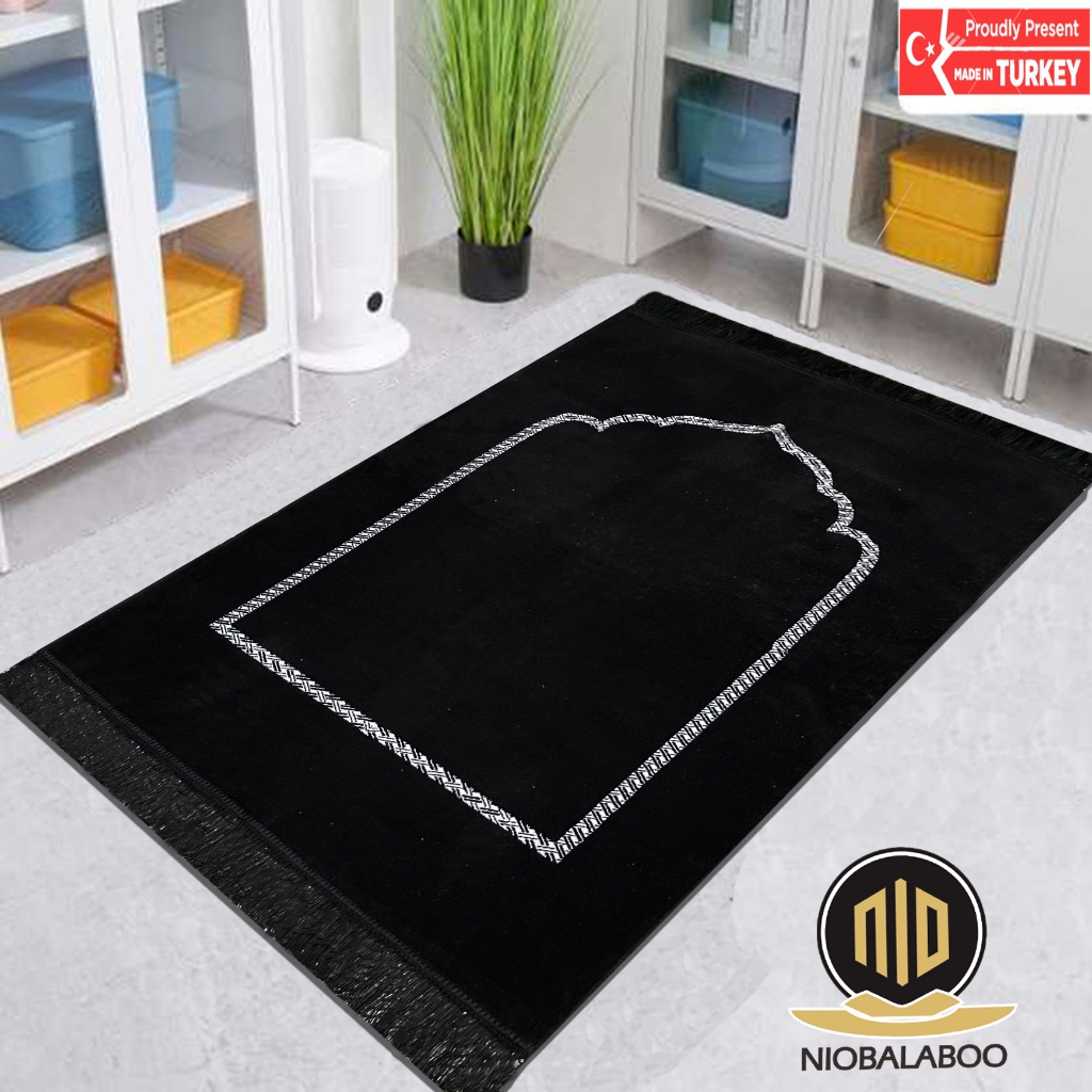Adult plain prayer mat made of velvet, measuring 70 x 110 cm | Shopee ...