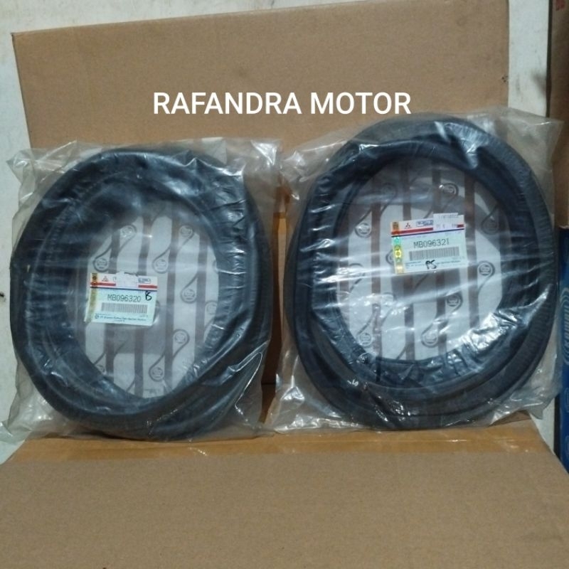 COLT DIESEL FRONT DOOR RUBBER UMPLUNG PS100/120PS ORIGINAL (MB096321 ...