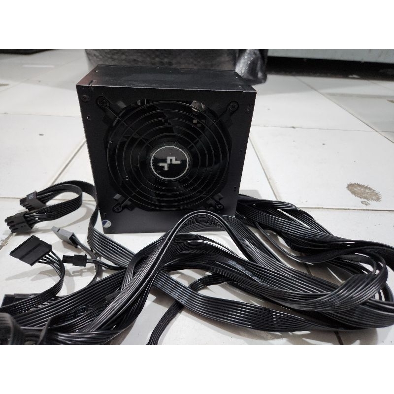 Psu DEEPCOOL PM750D with 3x6+2 pin pci-e vga card. Power supply ...