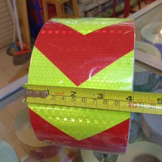 HIJAU MERAH CAHAYA Green Red Arrow Reflector Sticker Car Light ...