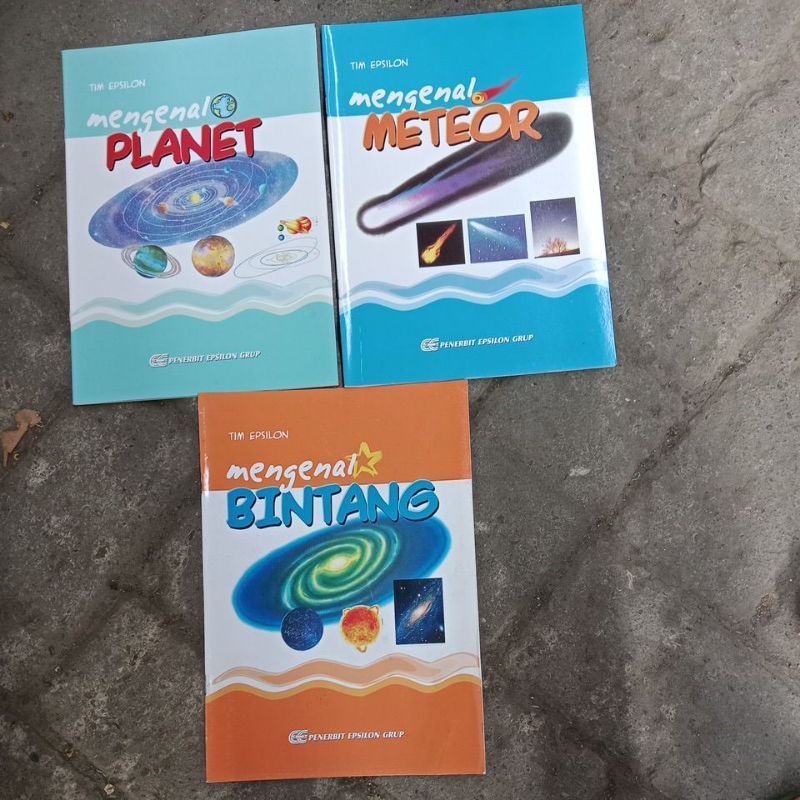 A set of solar system series books about star planets and meteors, 3 ...