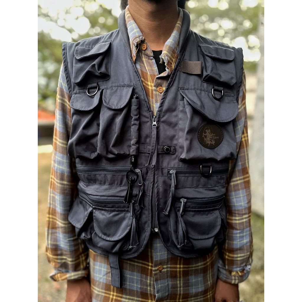 Multi-pocket angler fishing vest | Shopee Philippines