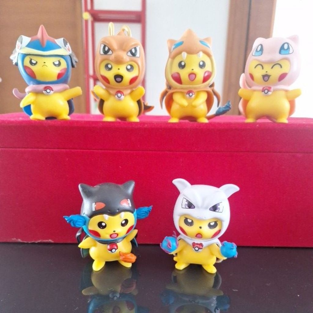 Pokemon Pikachu Poncho Cosplay Action Figure with Box 6 High Quality ...