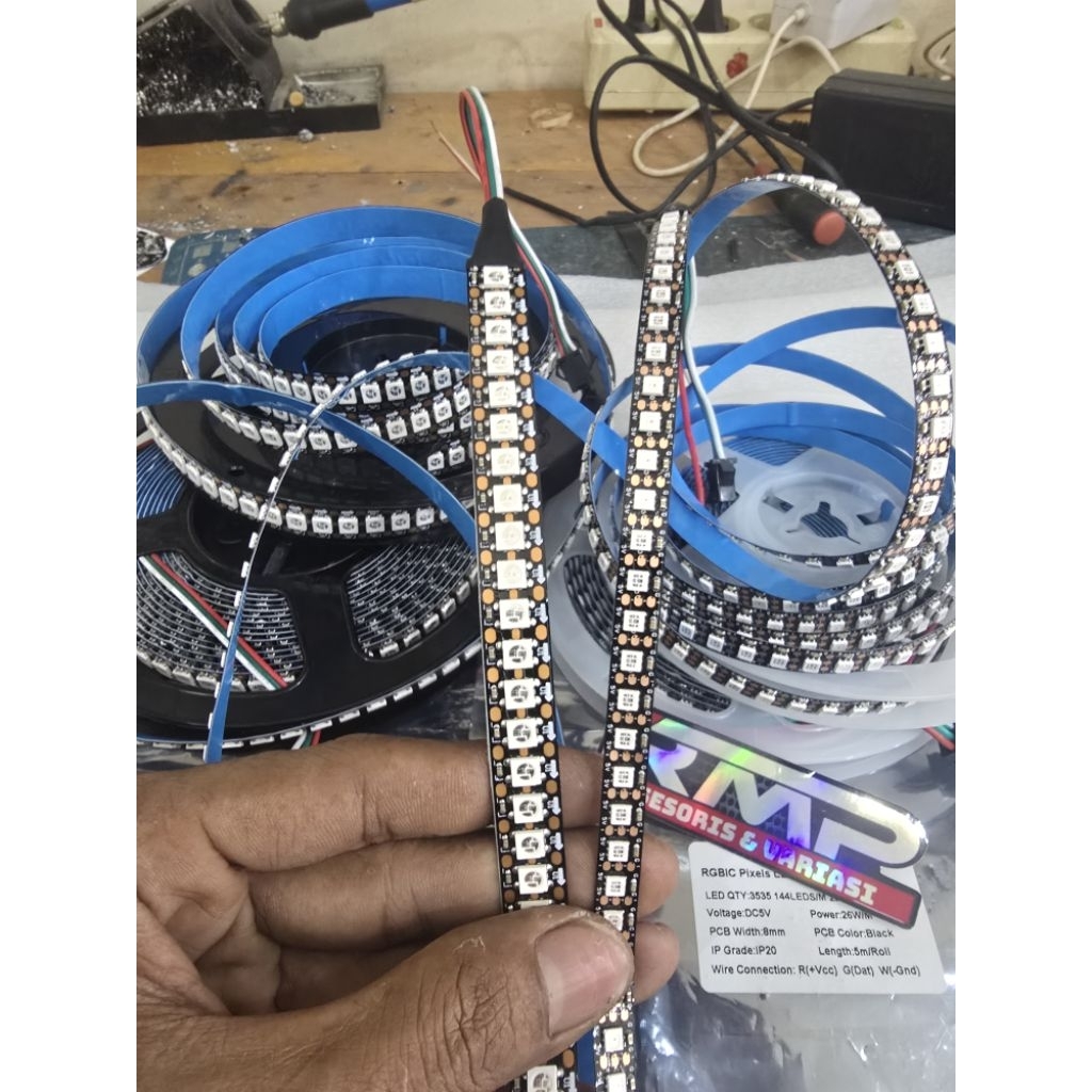 RGB LED LIGHTS WS2812B 5V WIDTH 12MM AND 8MM 144 LEDs/BLACK PCB METER ...