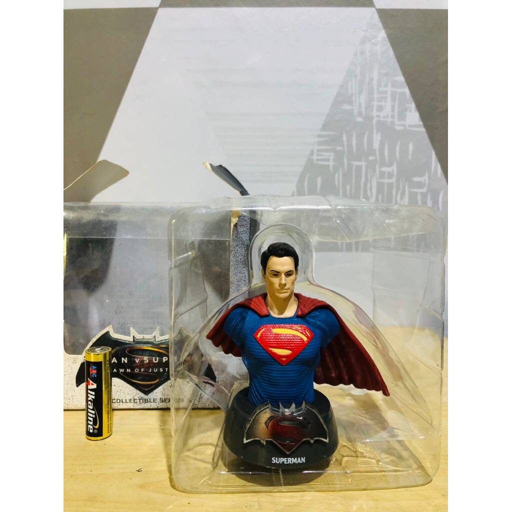 Action Figure Statue Superman LED Justice League Batman Superman Figure ...