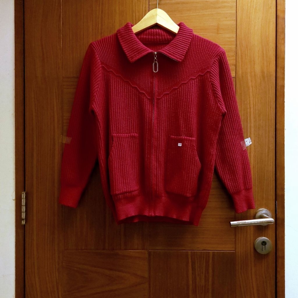 MERAH Preloved knitted zipper jacket in dark red | Shopee Philippines