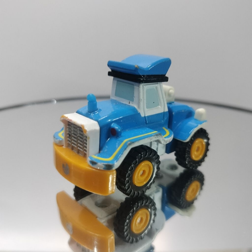 Diecast Tomica Disney Donald duck Chubby Loader @2012 minus according ...