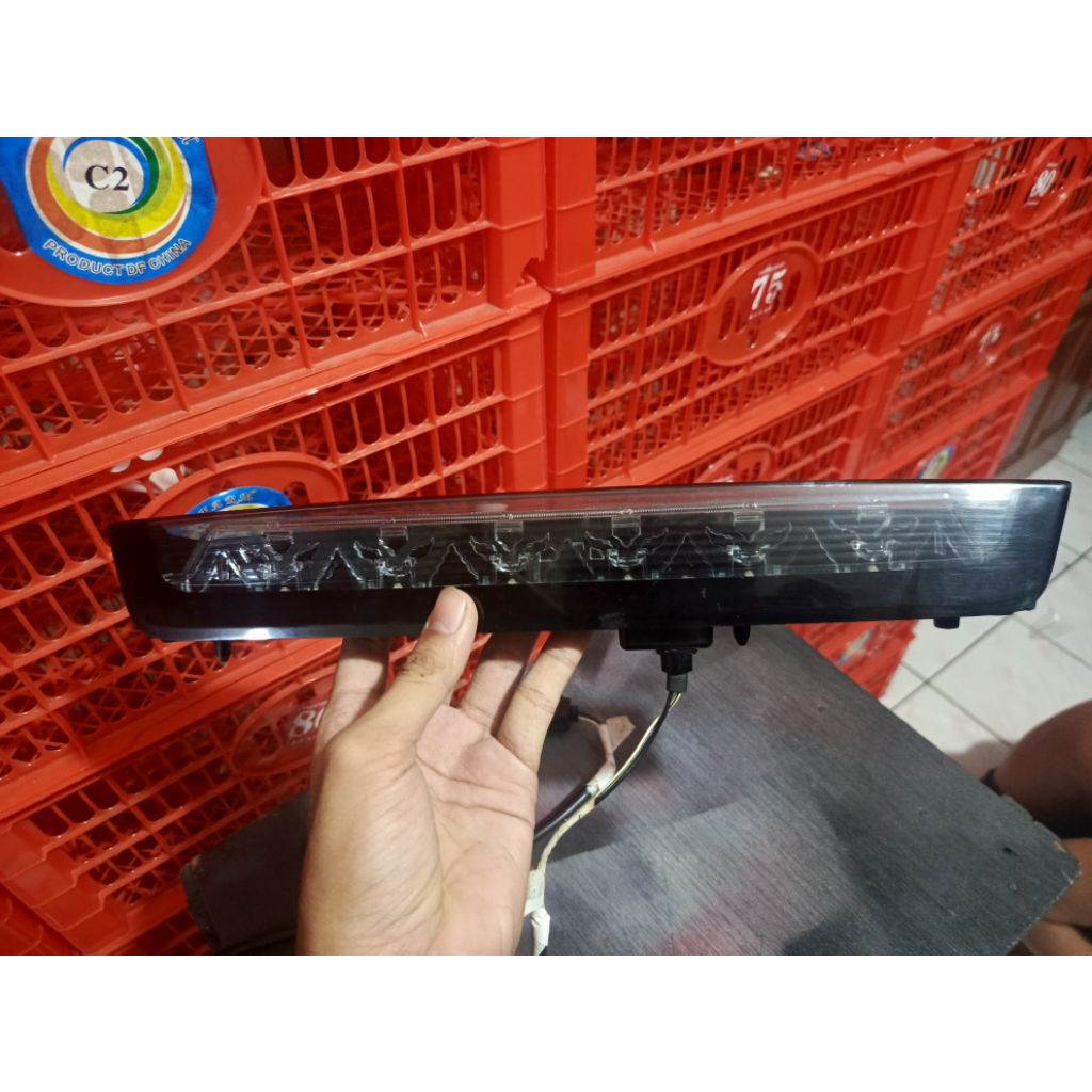 Honda HRV City HATCHBACK LED-LID ORIGINAL HONDA Trunk Top Light Rear ...