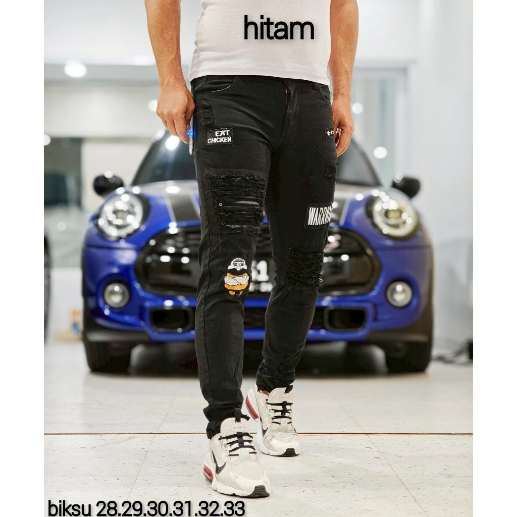 Men's Black Warrior Patch Embroidered Jeans - Trendy Slim fit Ripped ...