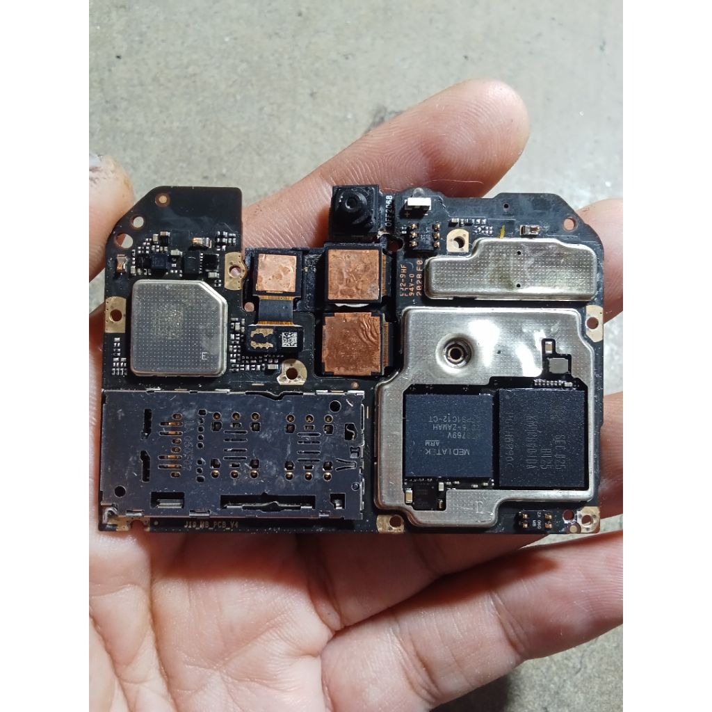 MESIN Redmi 9 machine is physical dead condition as is for servicing ...