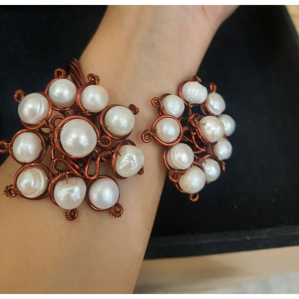 Handmade white freshwater pearl bracelet tied with copper wire | Shopee ...