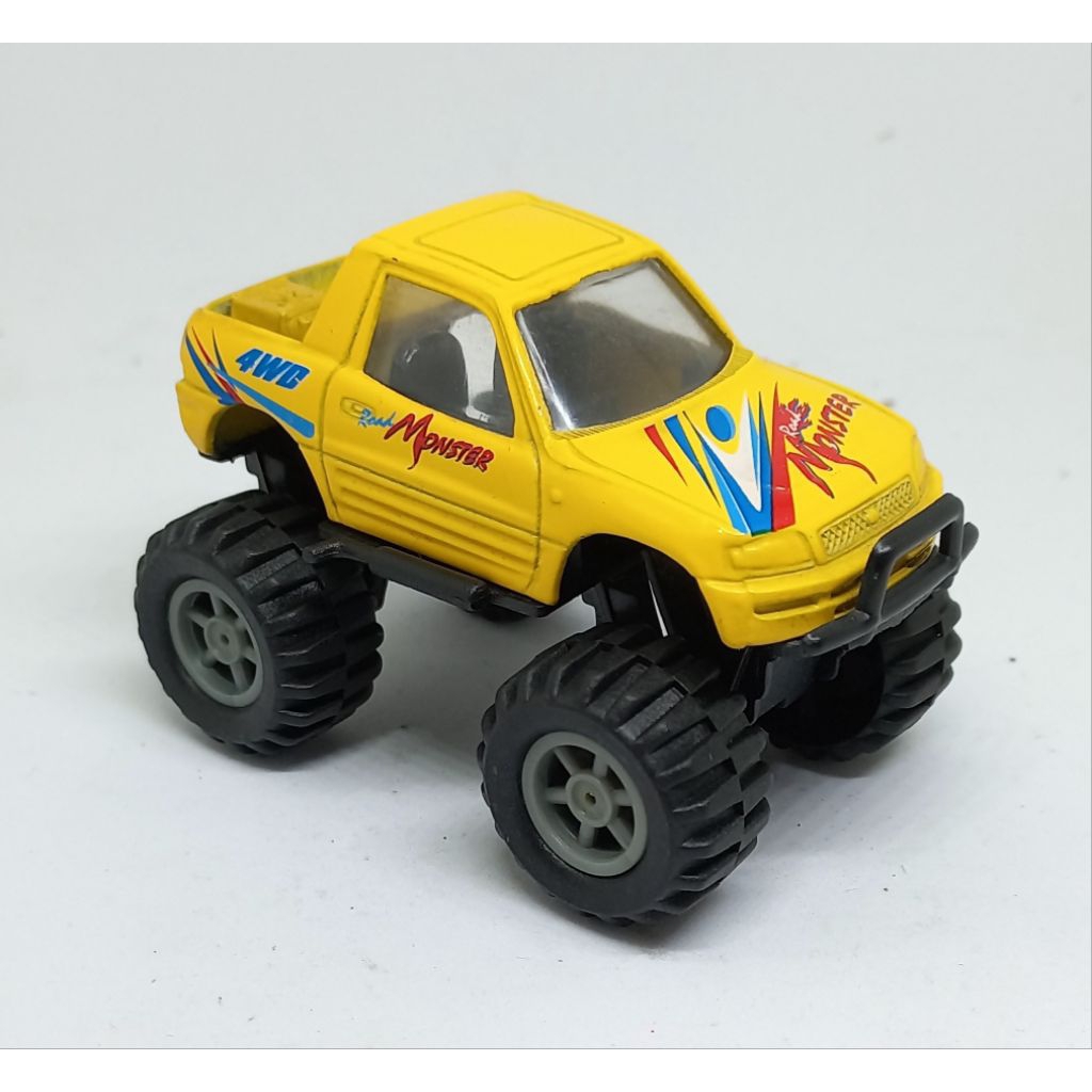 Pioneer toyota rav4 bigfoot yellow loose diecast (t) | Shopee Philippines