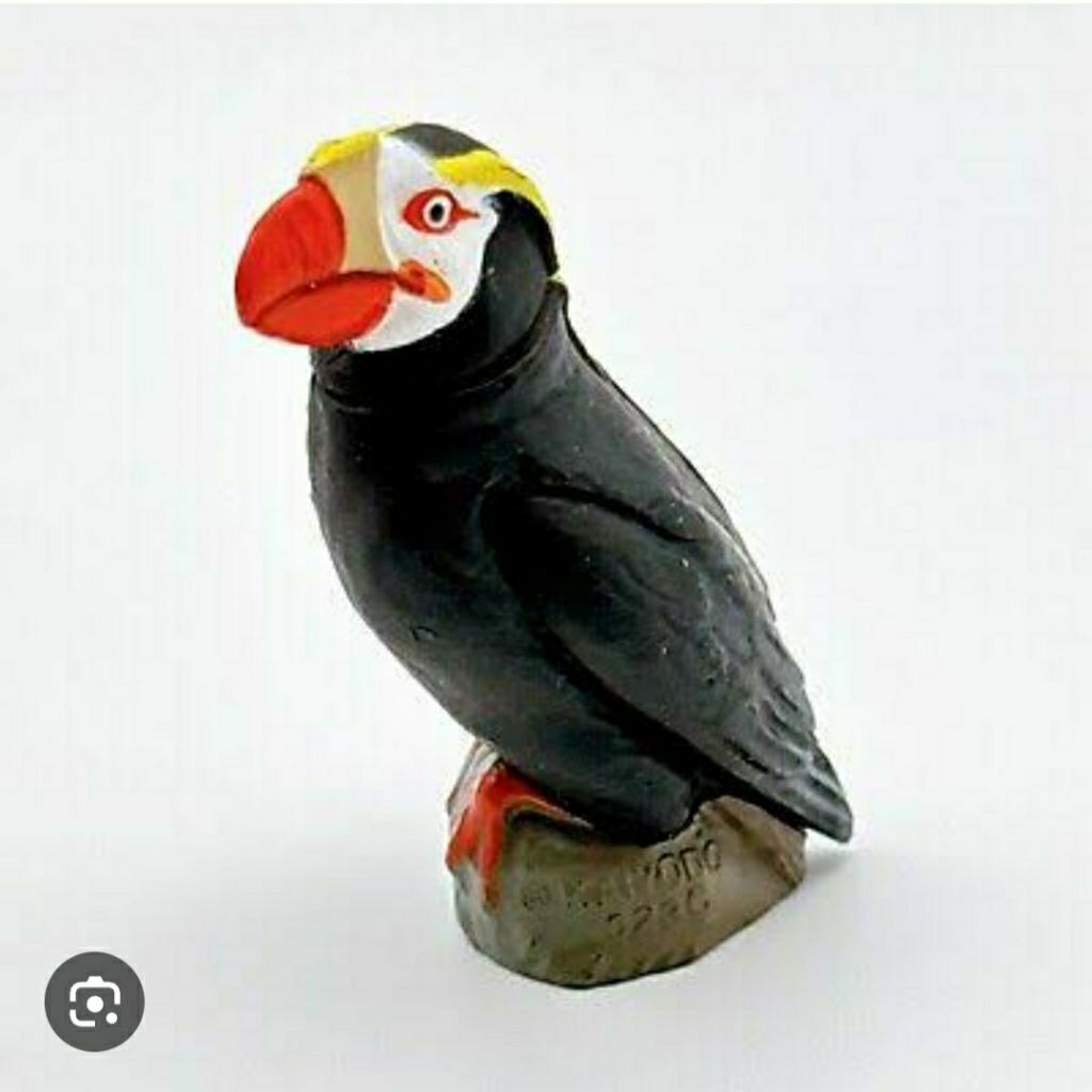 Kaiyodo furuta choco egg tufted puffin bird | Shopee Philippines