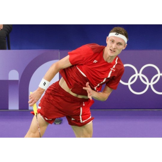 Viktor Axelsen of Team Denmark Games Paris Badminton Jersey T-Shirt ...