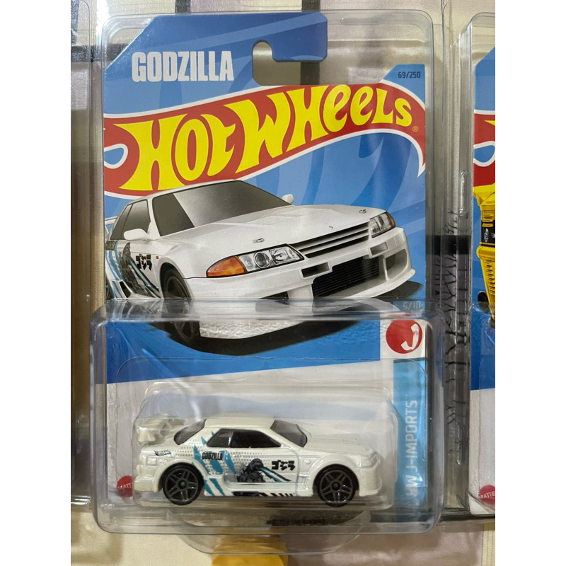 Hotwheels nissan R32 godzilla | Shopee Philippines