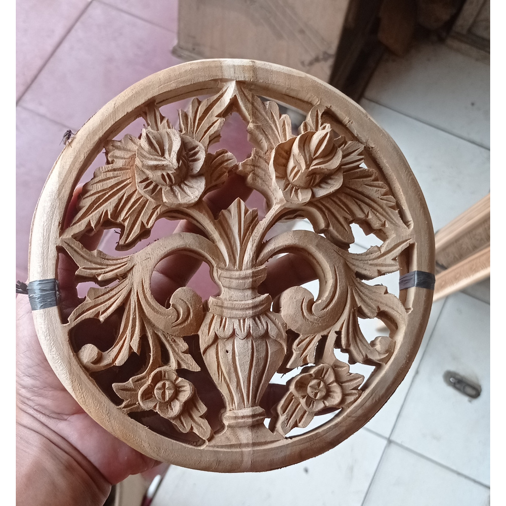 Teak Wood Round Carved Ornament Flower Pot Motif Diameter 20cm Typical ...