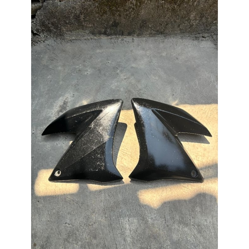 Old original yamaha vixion tank wing tank cover shroud | Shopee Philippines