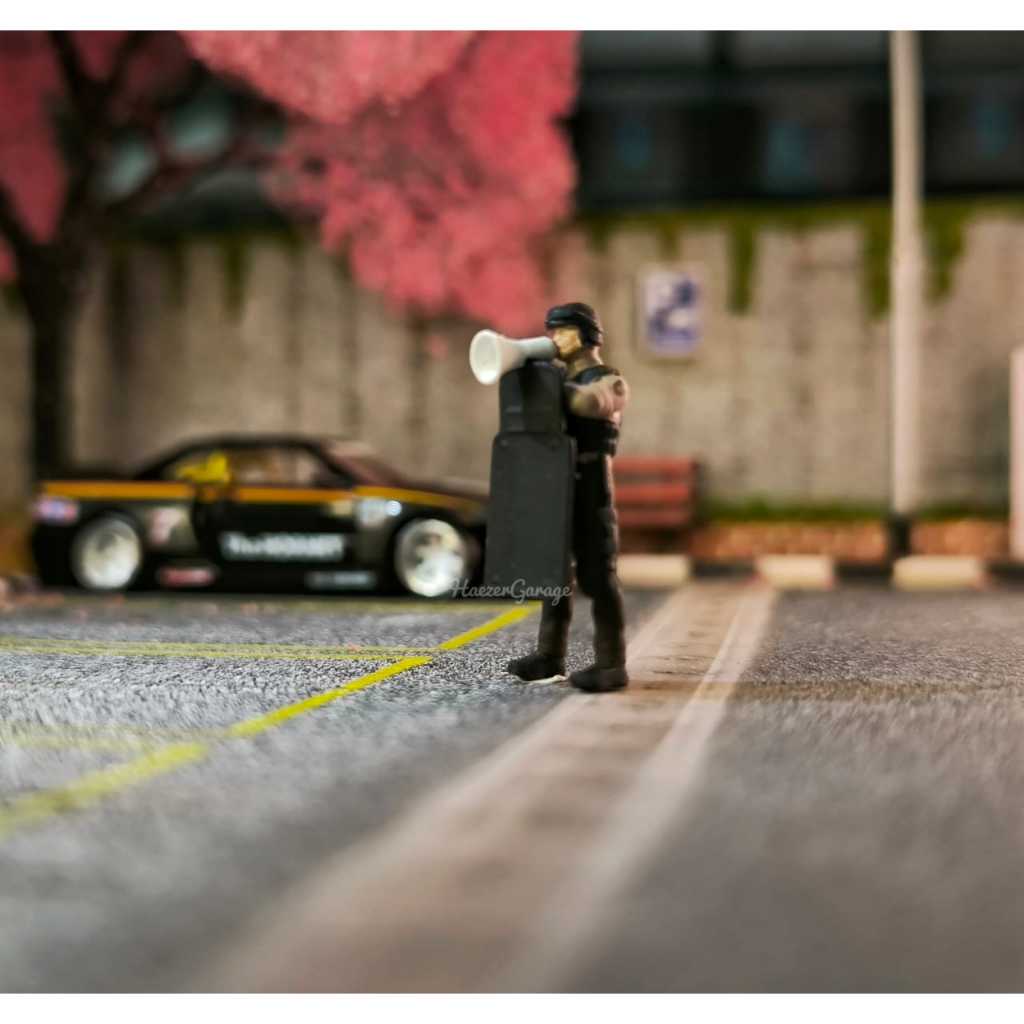 Hg Police Figure Brings Shield Toa 1/64 Scale Police Diorama -Z3D ...