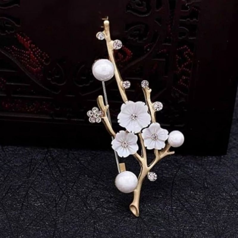 PUTIH Cherry Tree Exclusive Premium Brooch / White Flower Hijab Brooch ...