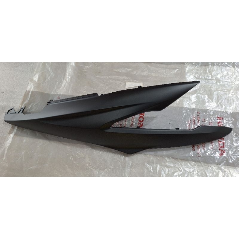 HITAM Cover R body right body beat new LED gen2 2024,2025 black matte ...