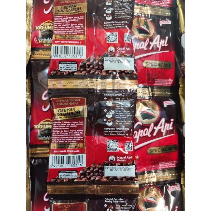 HITAM Kapal api coffee special Mix 23g kapal api black coffee in sachet ...