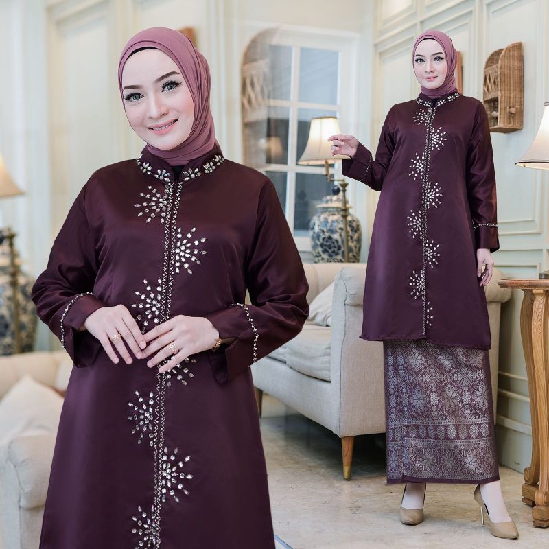 Zz Songket Shawl Kurung Sequin Kebaya Set By ST_MODE / Ibu Besan Kebaya ...