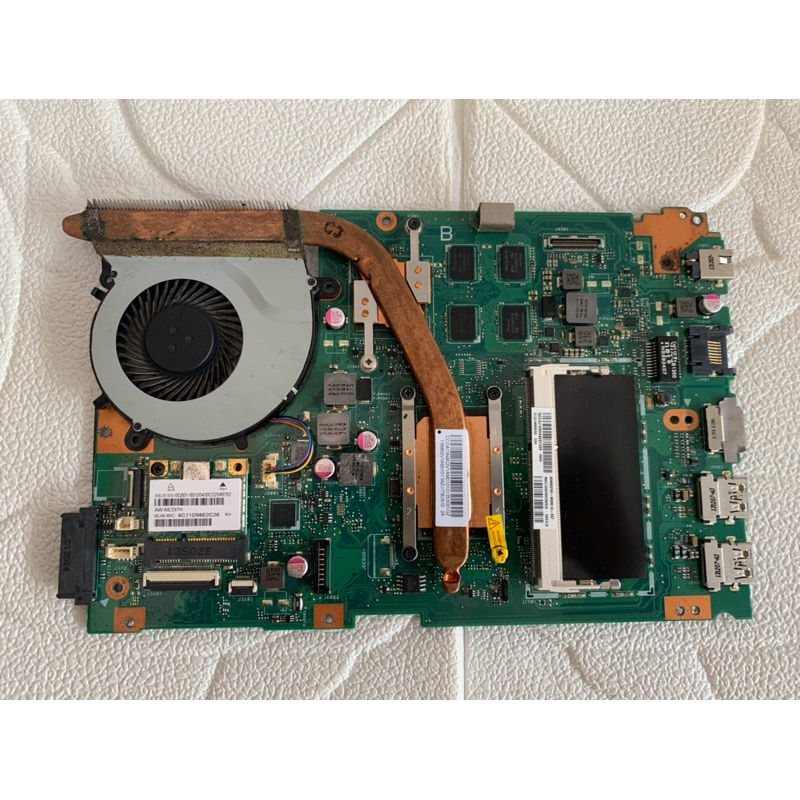 MESIN Asus A451L Core i3-gen4 Nvidia ram 4Gb onboard machine ...