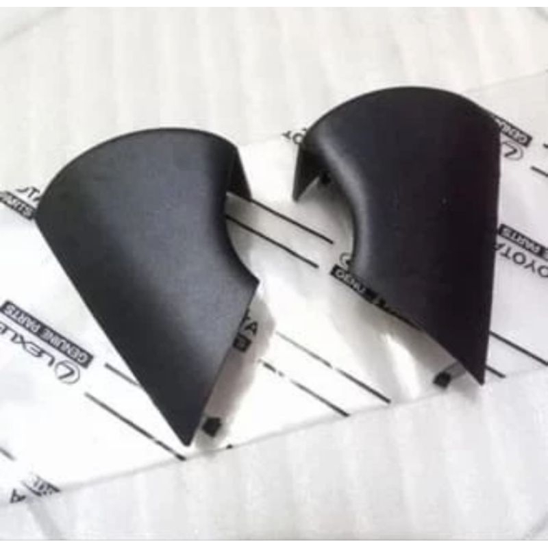 Cover the rear view mirror of the all new Rush Terios 2018 2019 2020 ...