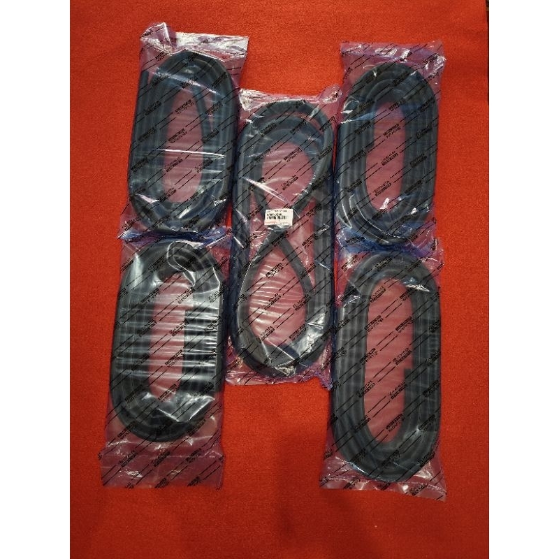 Rubber balloon rubber full set door body for toyota innova 2005-1015 ...