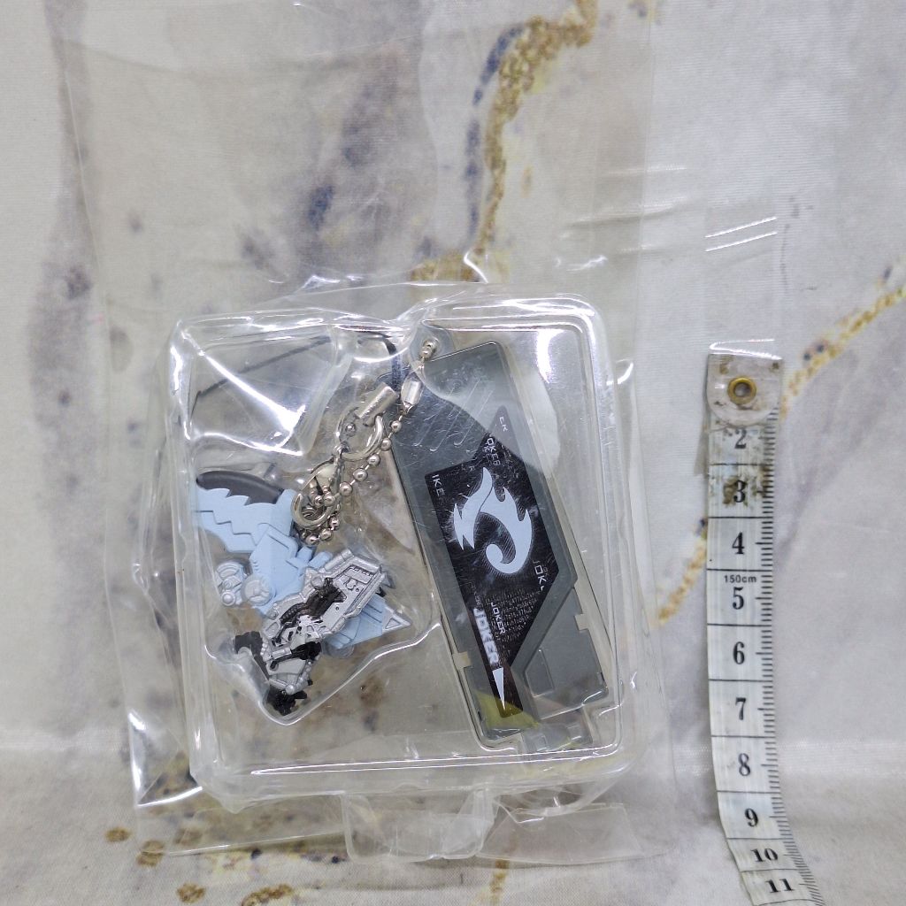 GANTUNGAN Kamen Rider Joker Memory Gadget Strap Keychain Keychain ...