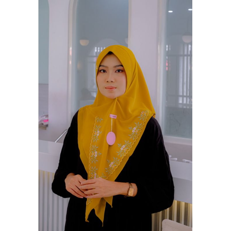 Anindya - Ayyuby Huwaida Instant Hijab Embroidered Softpad Anthem ...