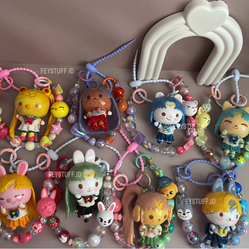 Last stock! Bagcharm sailormoon skzoo (read description) | Shopee ...
