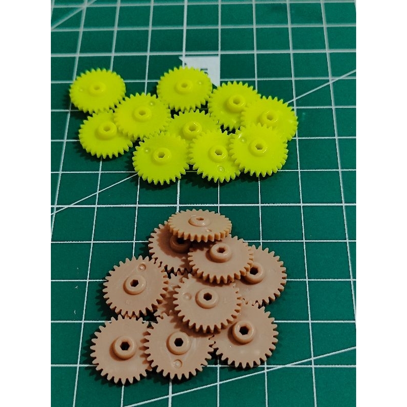 Gear 28 Brown and yellow Contents of 10 | Shopee Philippines