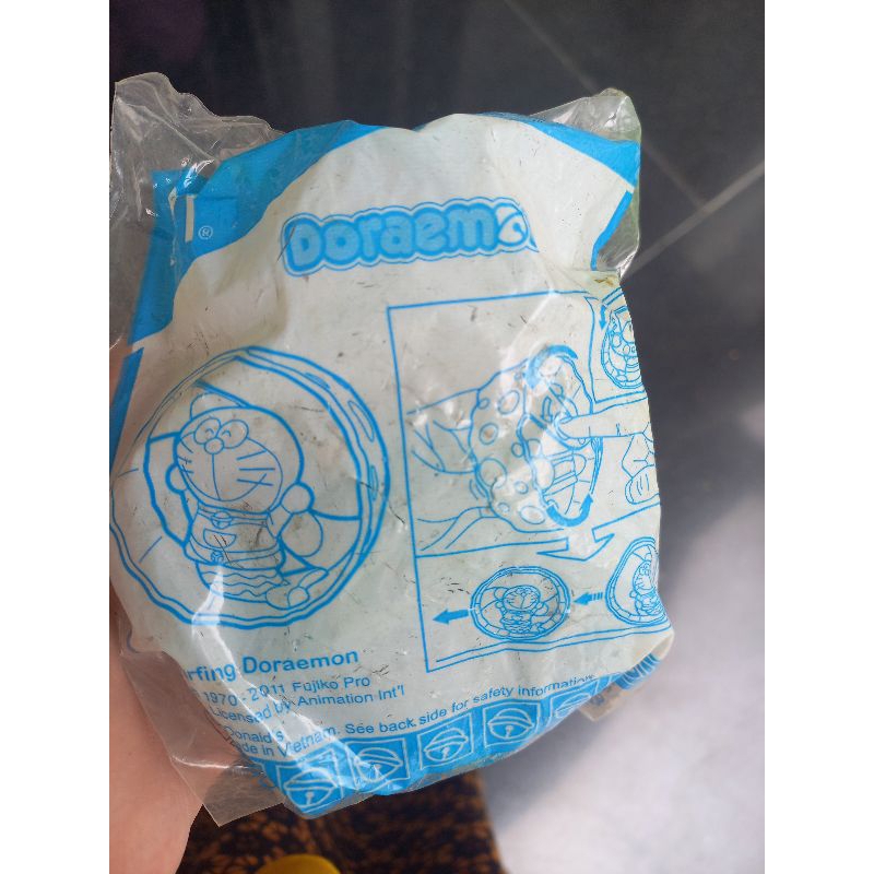 Happy meal surf doraemon new ori seal toy new toys action figure ...