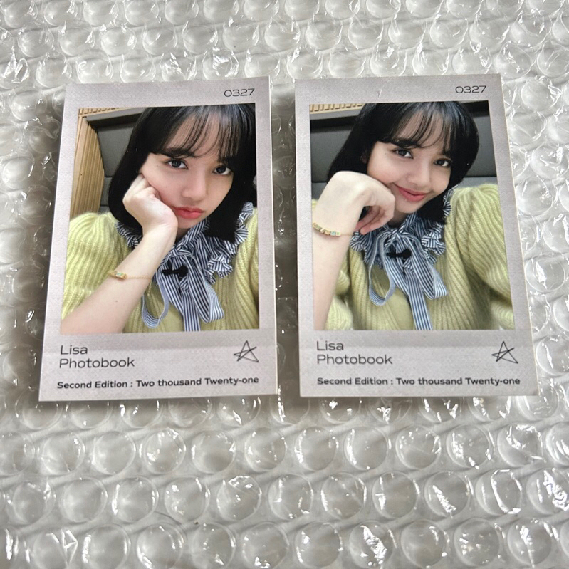 (Read The description first) LISA - OFFICIAL PHOTOCARD PHOTOBOOK SECOND ...