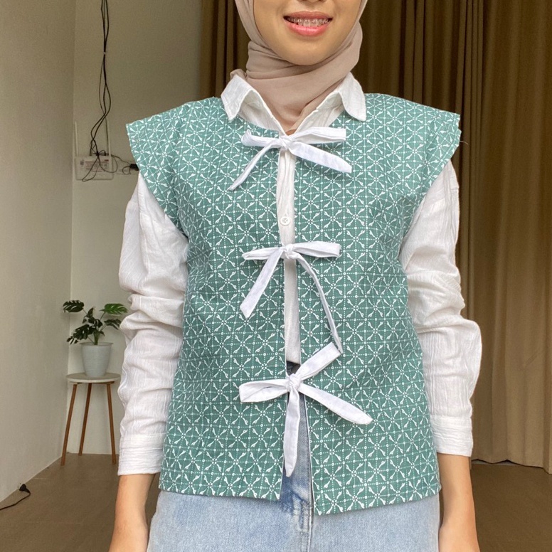 Modern Batik Ribbon Vest Modern Trendy Women's Ribbon Batik Vest ...