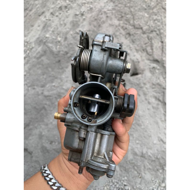 The original tige revo carburetor was removed from a normal motorbike ...