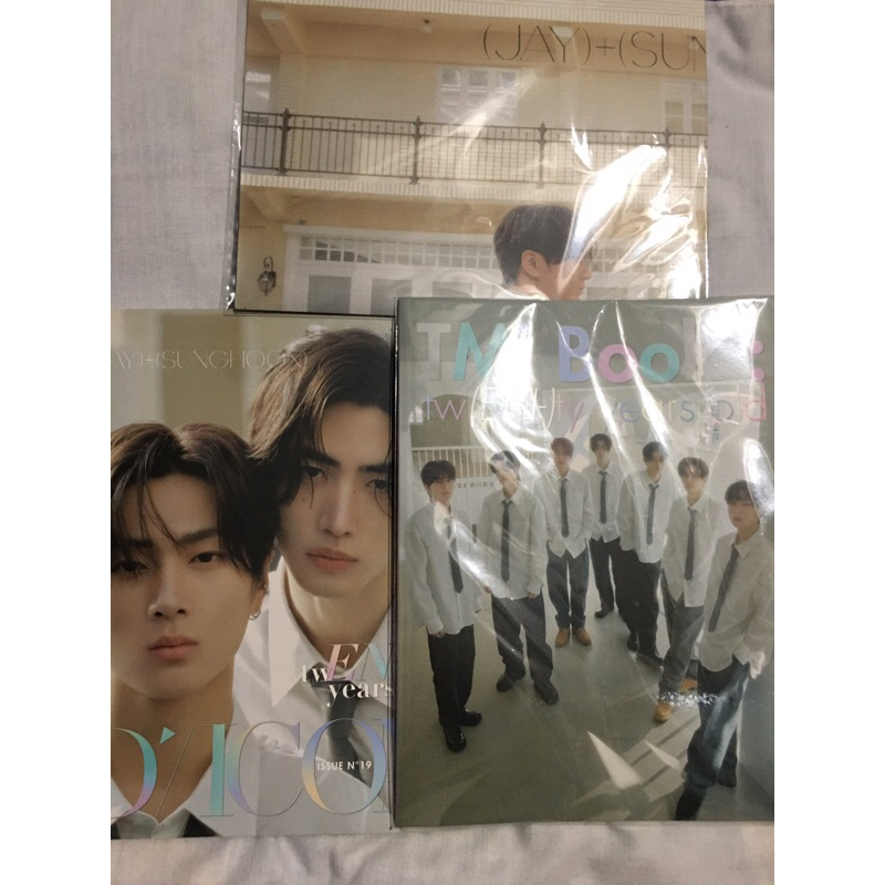 Tmi BOOK & POSTER DICON ENHYPEN VOLUME N 19p tw(EN-)ty years old 2024 ...