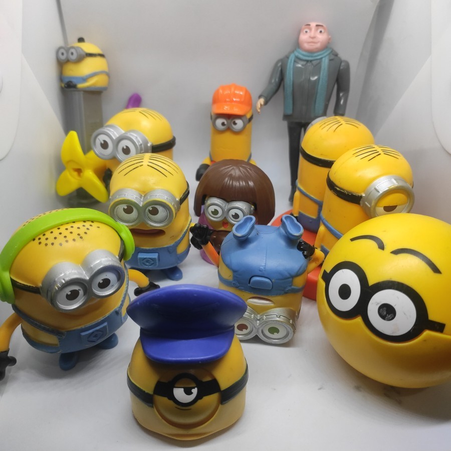 Happymeal Minion McD figure set | Shopee Philippines