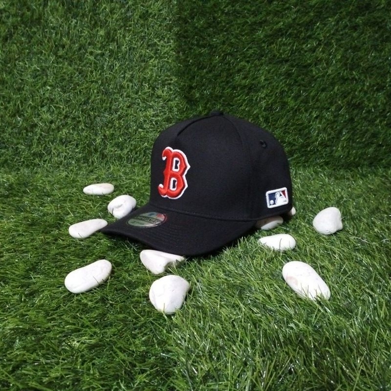 MERAH Logo B Red List White Black Material Premium Hat Unisex MLB Hat ...