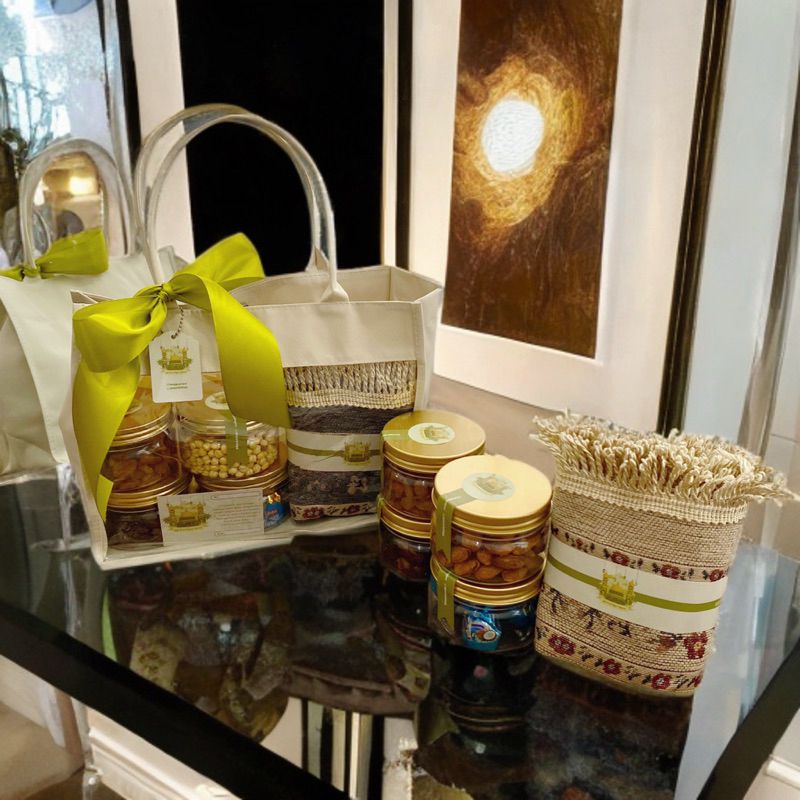 (CAN GOSEND) Premium Hampers for Hajj and umrah by BANGGA PROJECT snack ...